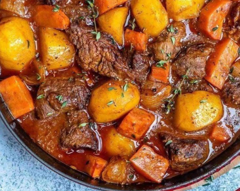 Hearty Beef Stew Goulash with Tender Meat – Tasty kitchen Recipes
